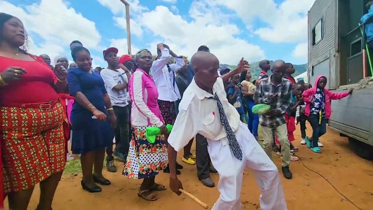 ZIPPORAH ERIC - MZEE WA MUTITUNI AUMA NGALA MP3 Download